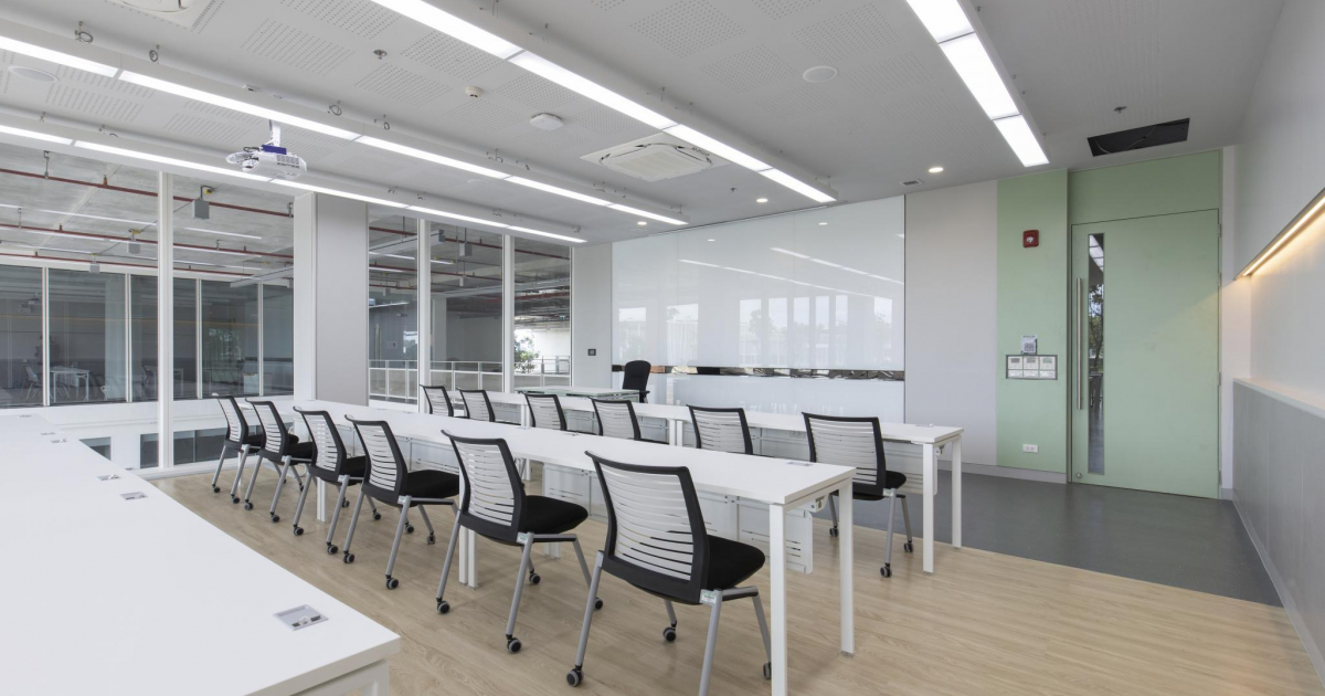 Panyapiwat Institute of Management EEC CAMPUS - Modernform