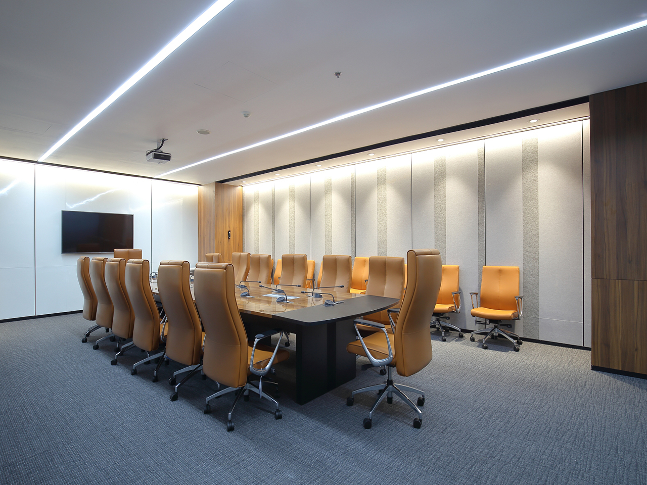 PTT Retail Mangement Company Limited l Modernform - Modernform