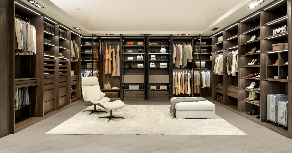 บริการรับทำและติดตั้งชุด Walk in Closet | Modernform - โมเดอร์นฟอร์ม